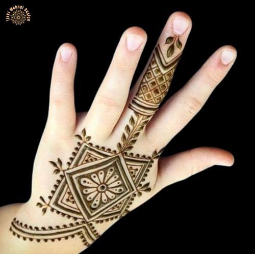 Square Tikki Mehndi Design Ideas Perfect for Brides - Tikki Mehndi Design